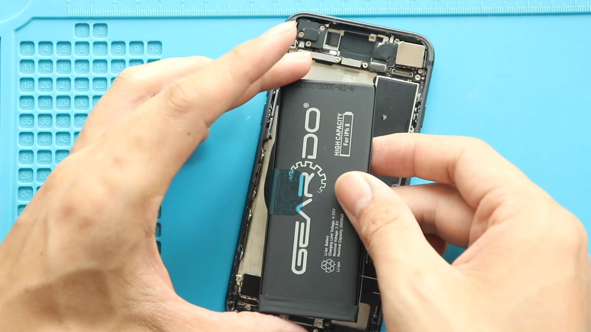 DIY iPhone 8 Battery Repair Guide - DIY Repair Guide to fix Your Device