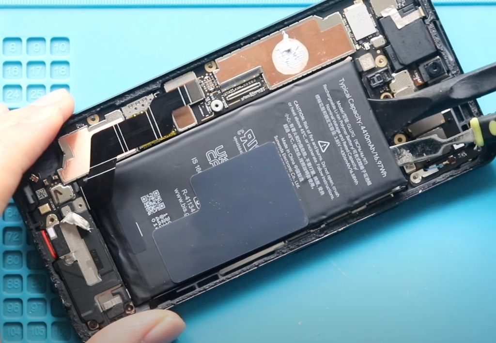 Google Pixel 6a Battery Replacement Guide - DIY Repair Guide to fix ...