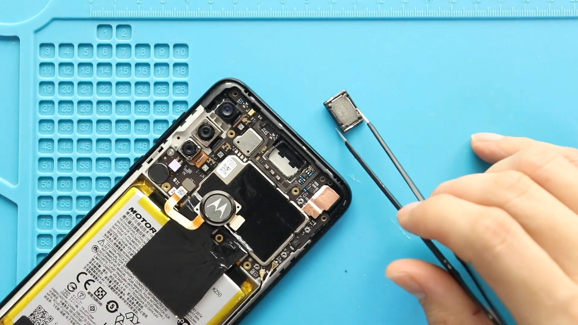 DIY Motorola Moto G8 Power 2020 Earpiece Speaker Repair Guide - DIY ...